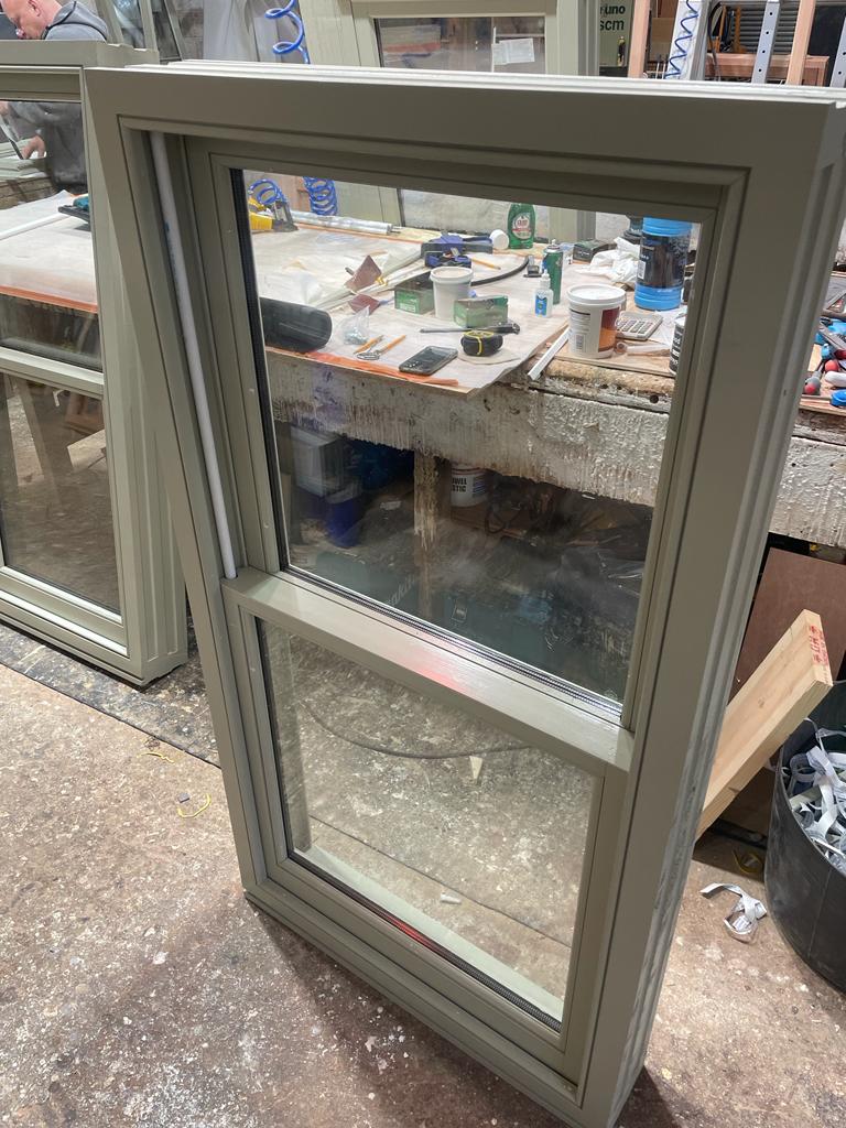 spray paintin timber