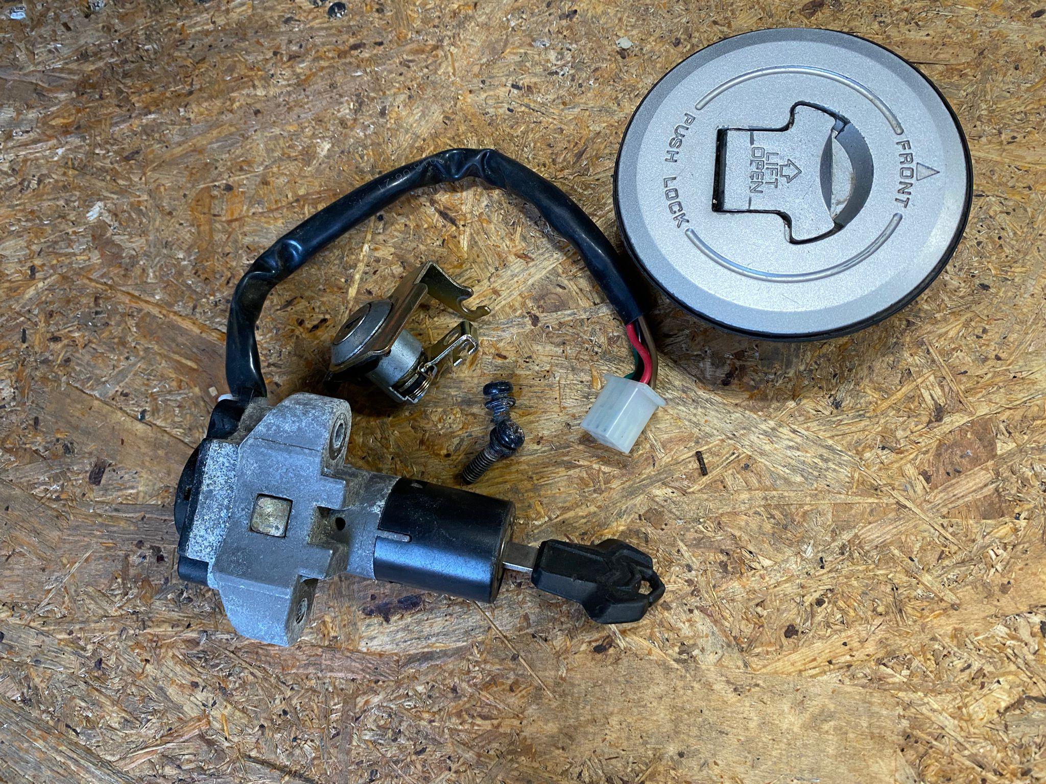 Lexmoto Viper 125 Lock set