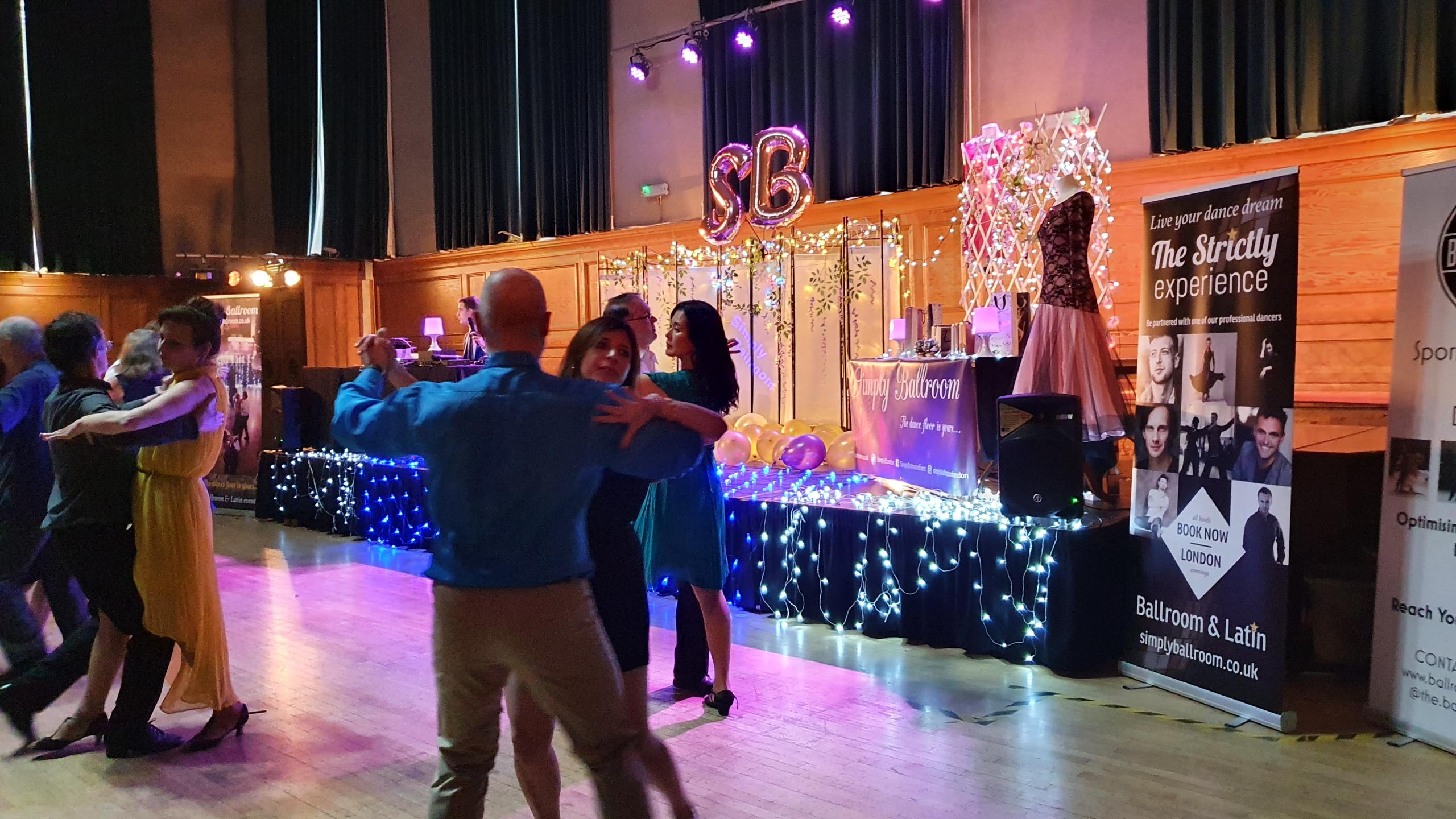 Home Page [www.simplyballroom.co.uk]